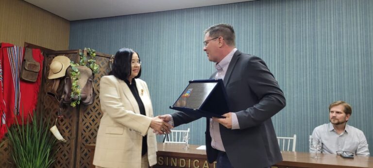 Solenidade no Sindicato Rural marca homenagens a Tania Barros Maciel ...